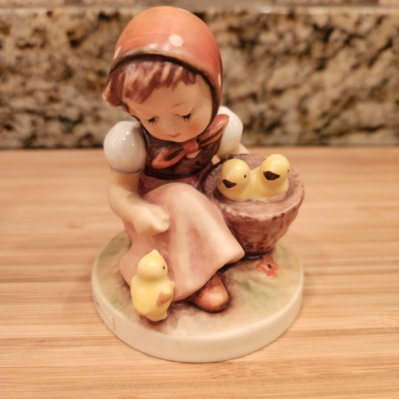 Hummel | Accents | Goebel Chick Girl | Poshmark